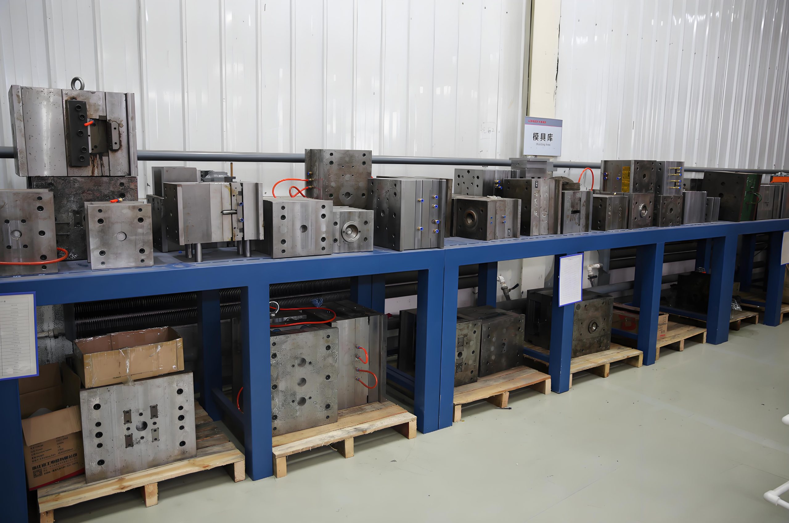 Precision Injection Mold Assembly Analysis - RapidEfficient