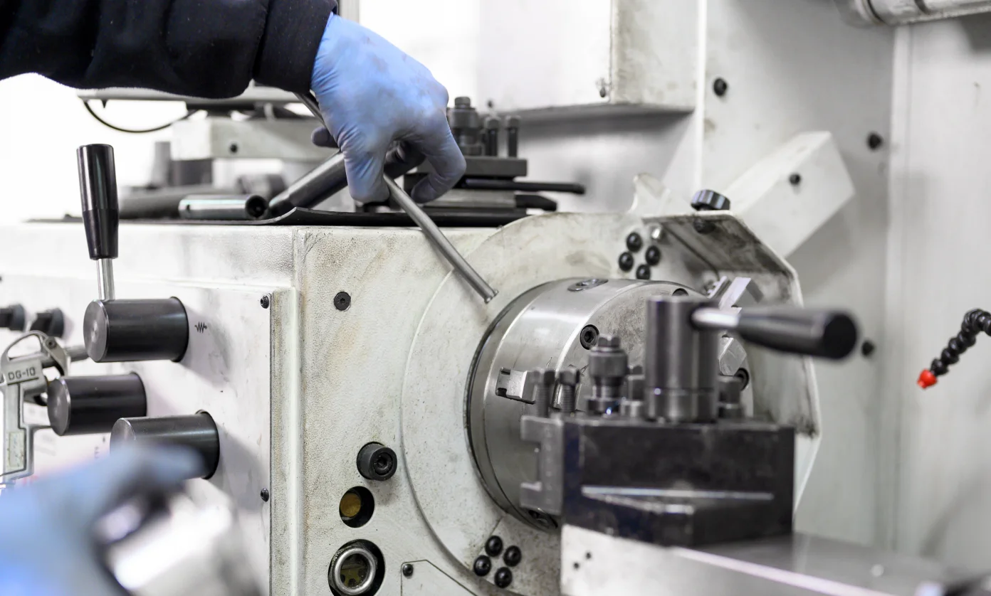 Five-Axis Machining: A precision manufacturing tool that pushes the ...